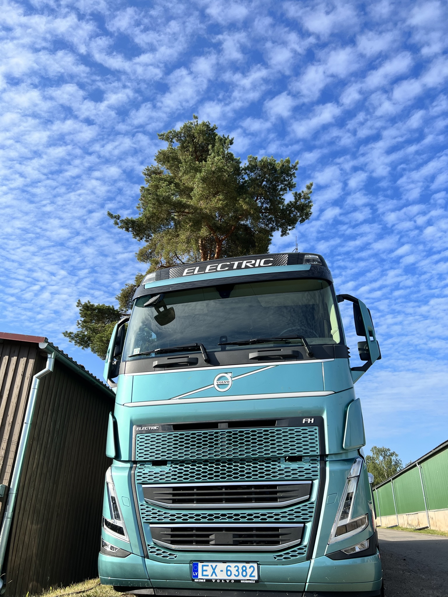 Esam pirmie Latvijā, kas veic izmēģinājuma braucienus ar Elektrisko ...